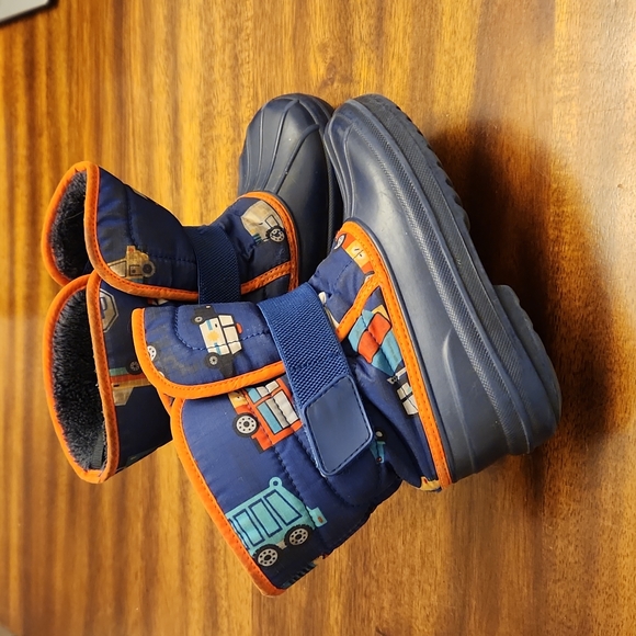 The Children's Place | Shoes | Childrens Place Winter Boots Size 1 ...